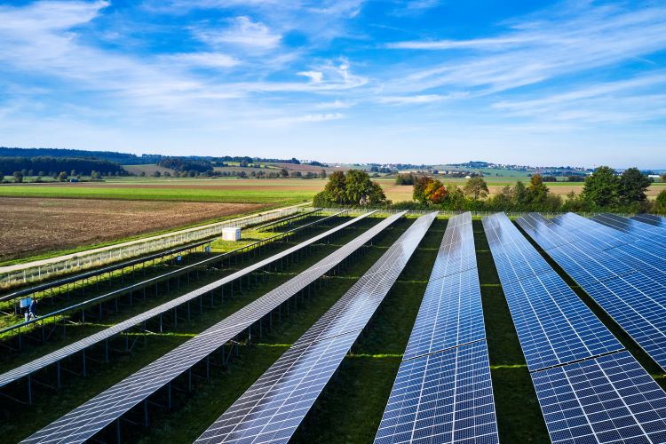 First hybrid solar plant from JUWI and MVV - JUWI